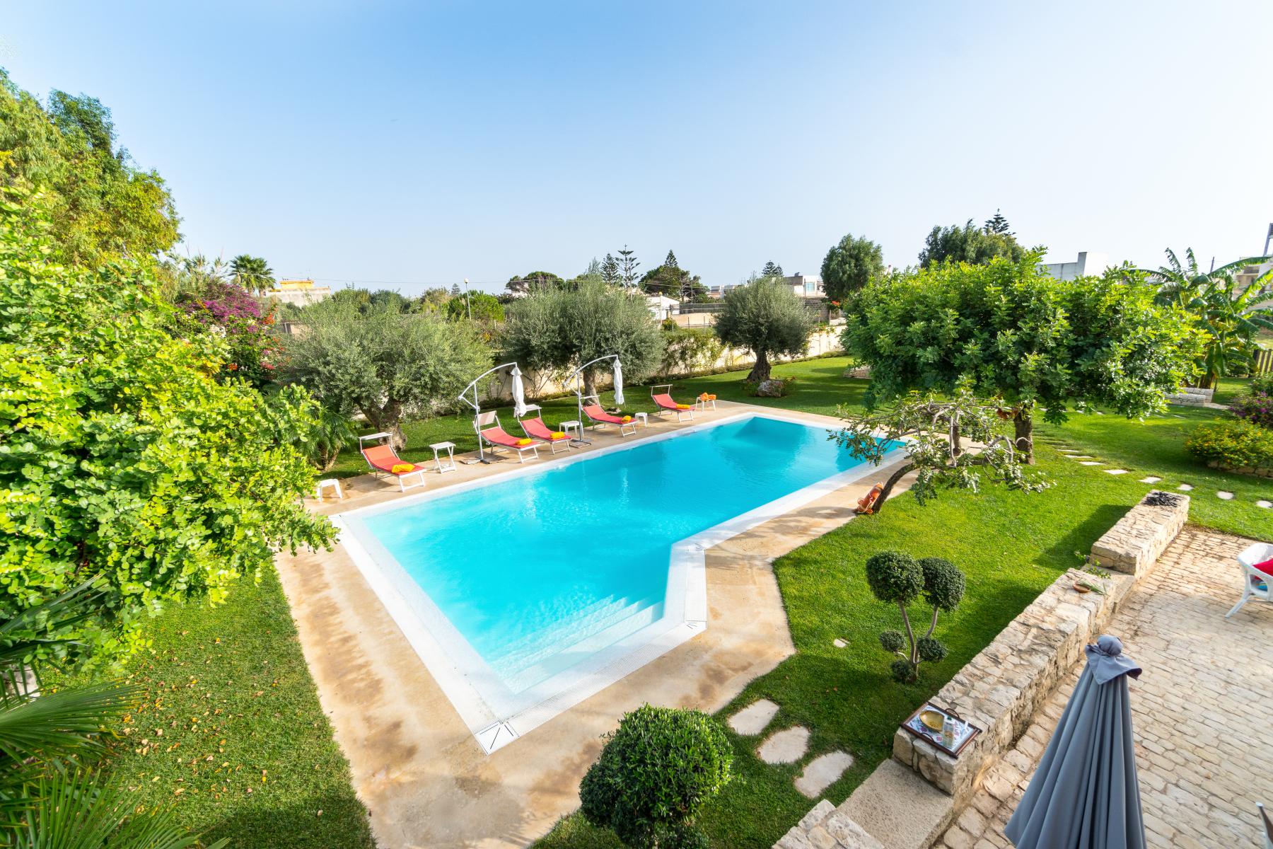 Last minute villa with heated swimming pool special offer 30% off in ...